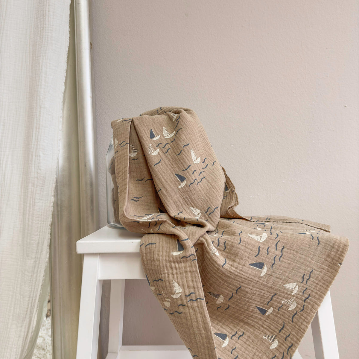 Cotton muslin / beige boats – mylittlefabricshop