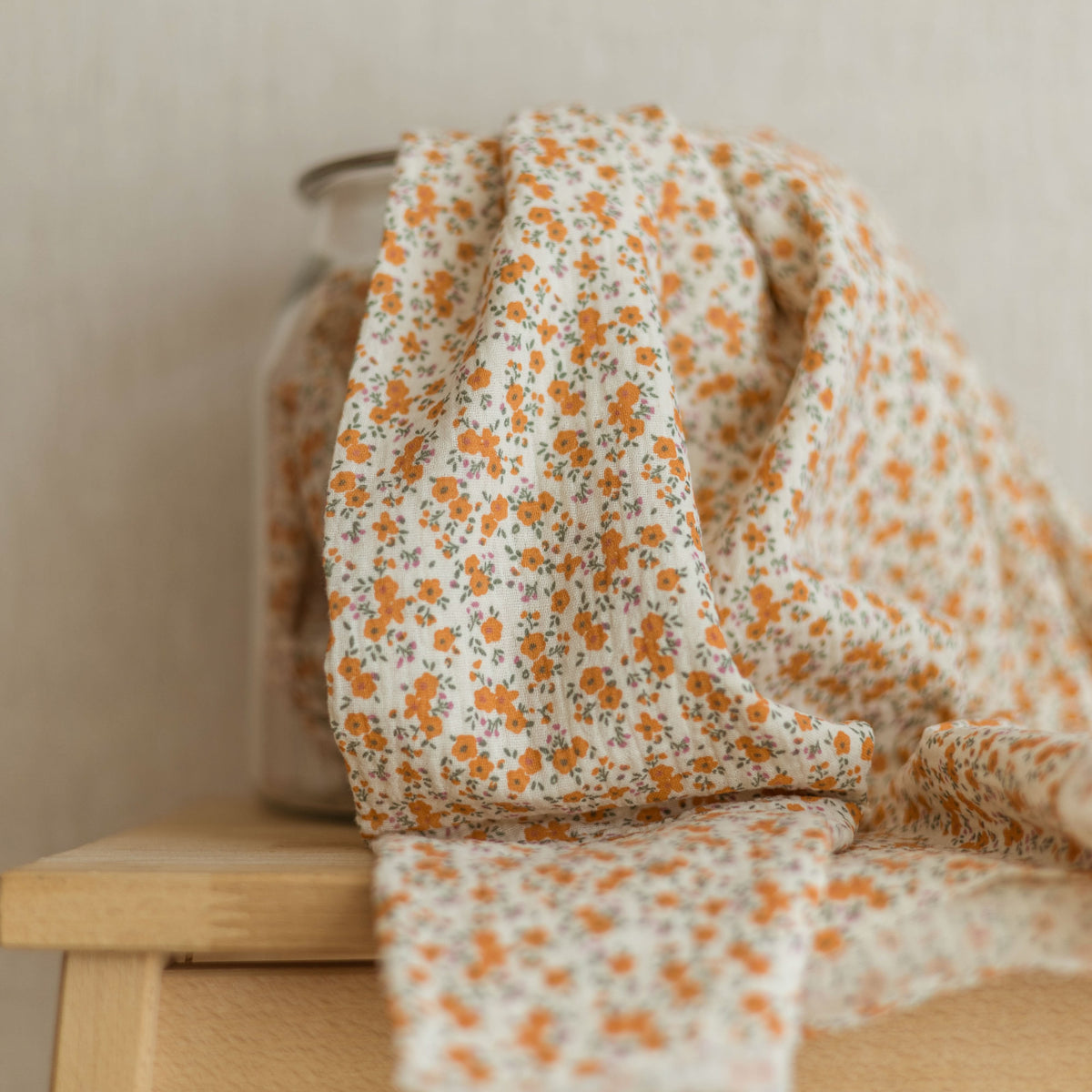 Muslin / Tiny Orange Flowers – mylittlefabricshop
