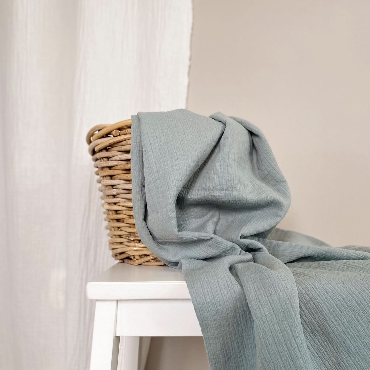 Crinkled muslin / dusty blue – mylittlefabricshop