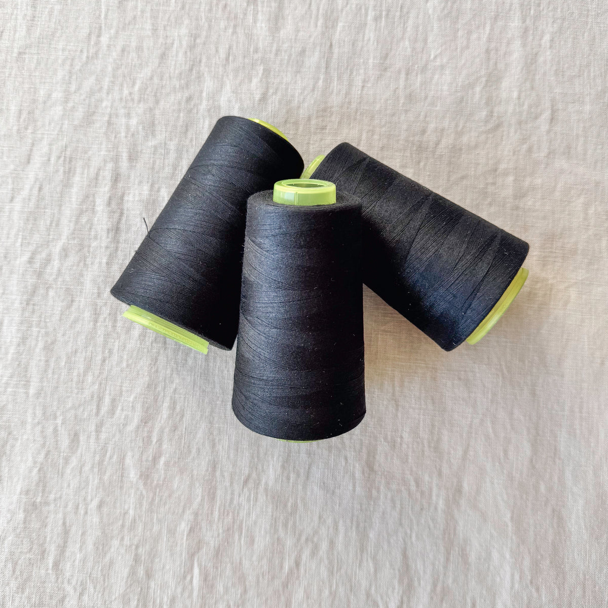 Overlock Sewing thread / black – mylittlefabricshop